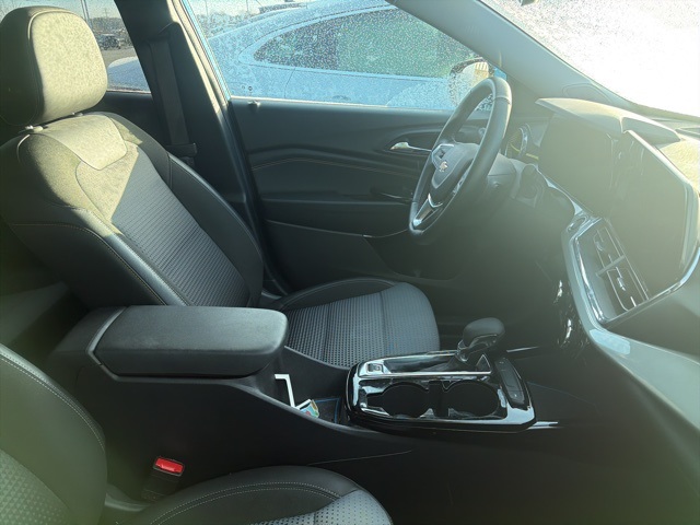 Pre-Owned 2025 Chevrolet Trax LT 4D Sport Utility in Indianapolis # ...