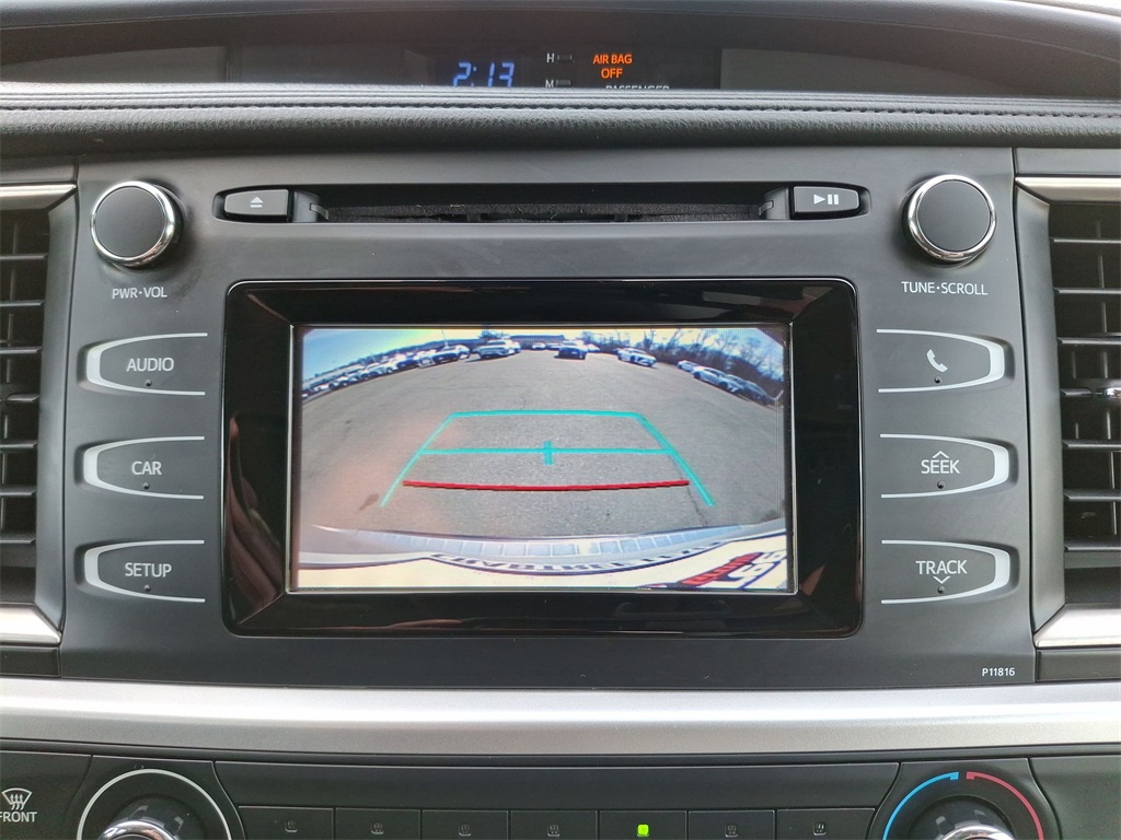 Used 2019 Toyota Highlander in Watertown CT | 5TDBZRFHXKS953640 ...