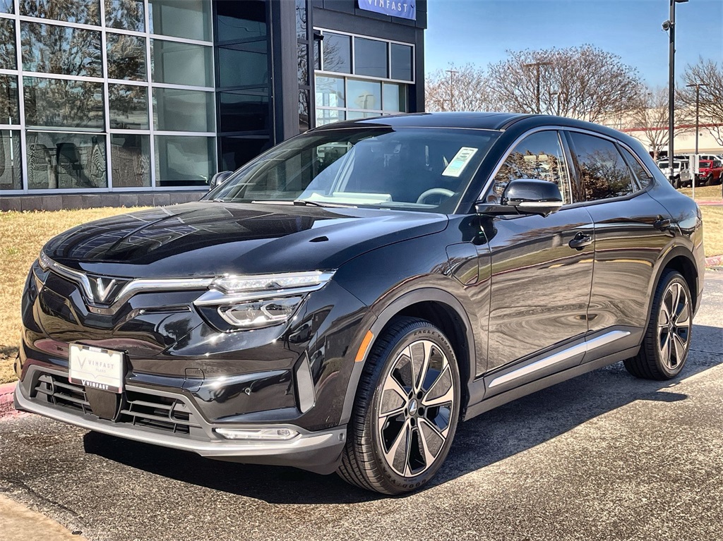 New 2025 VinFast VF 8 Plus 4D Sport Utility 53112 - VIN ...