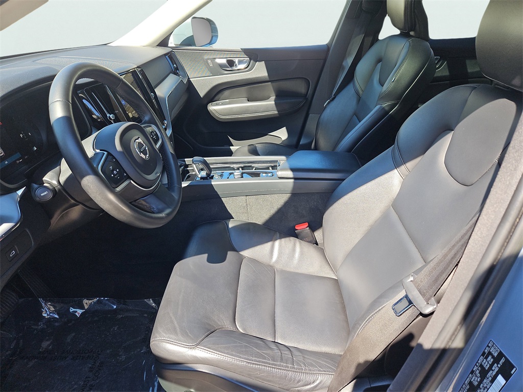 Pre-Owned 2023 Volvo XC60 B5 Core 4D Sport Utility in #D7065 | DigAd ...