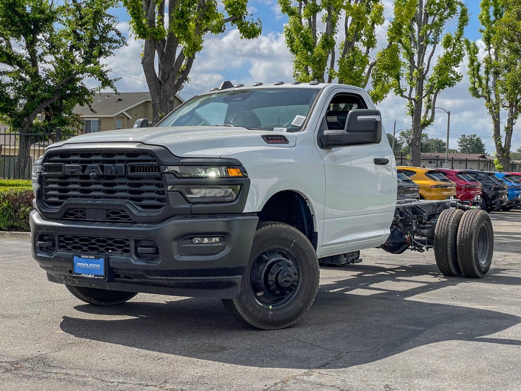 New 2025 Ram 3500 Tradesman 2D Standard Cab in New Orleans #SG523466 ...